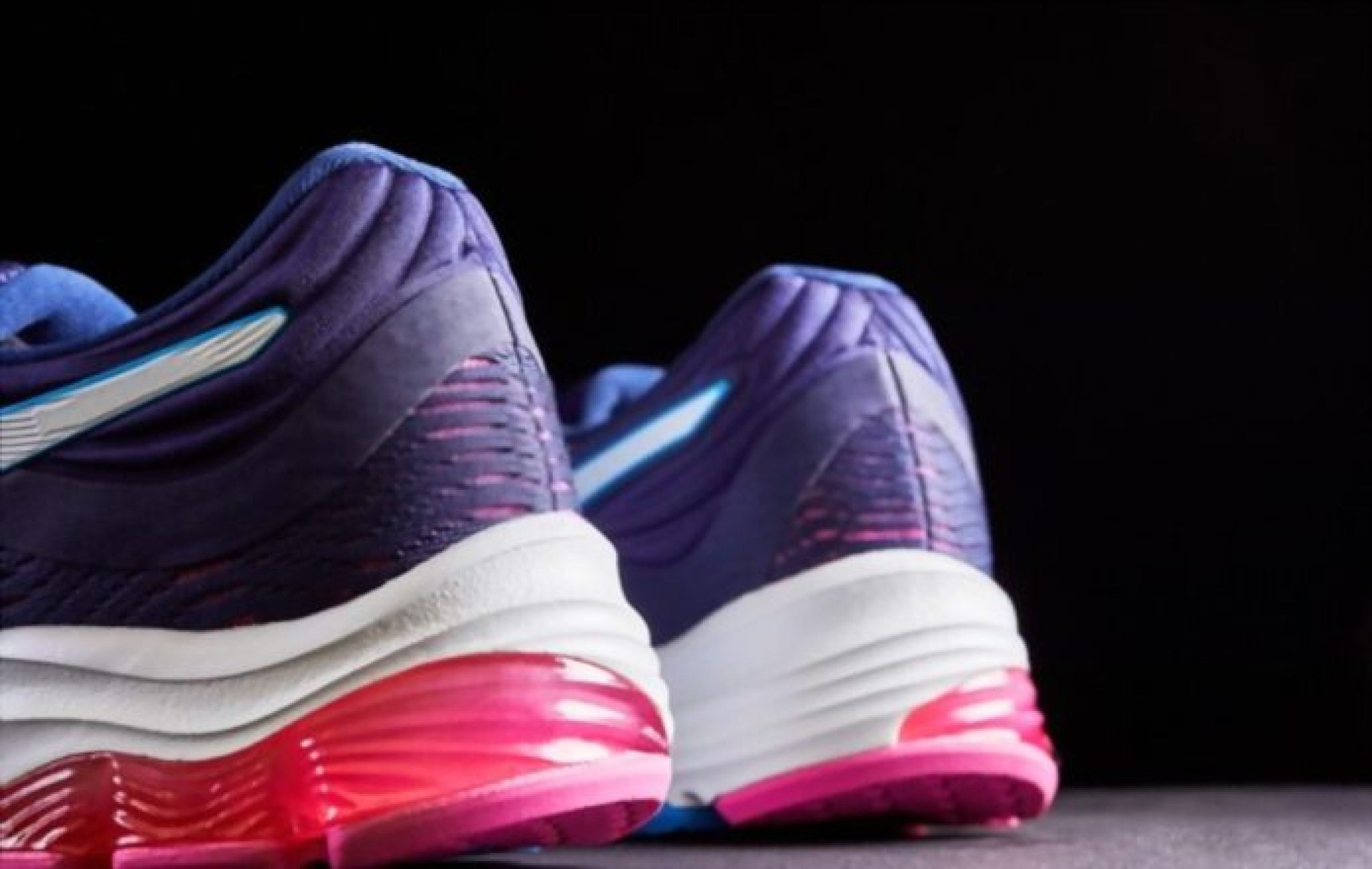 Running Shoes vs Walking Shoes: 5 Differences - The Shoe Box NYC