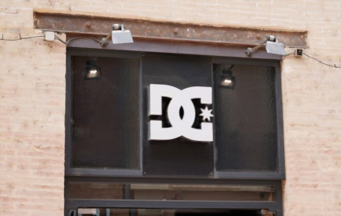 DC Shoe Size Chart: Are They Good For Skateboarding? - The Shoe Box NYC