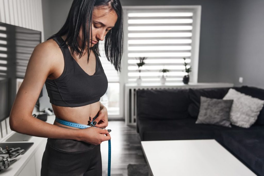 Ultimate Guide To Measure Your Waist - The Shoe Box NYC