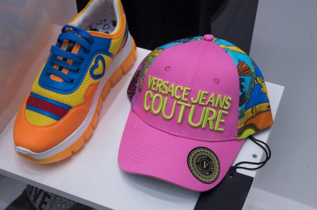 Versace Shoe Size Chart: Are The Versace Heels Comfortable? - The Shoe ...