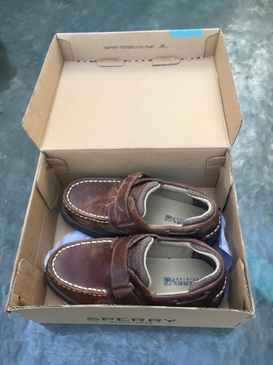 Sperry Shoe Size Chart: How Tight Should Sperry Shoes Be? - The Shoe ...