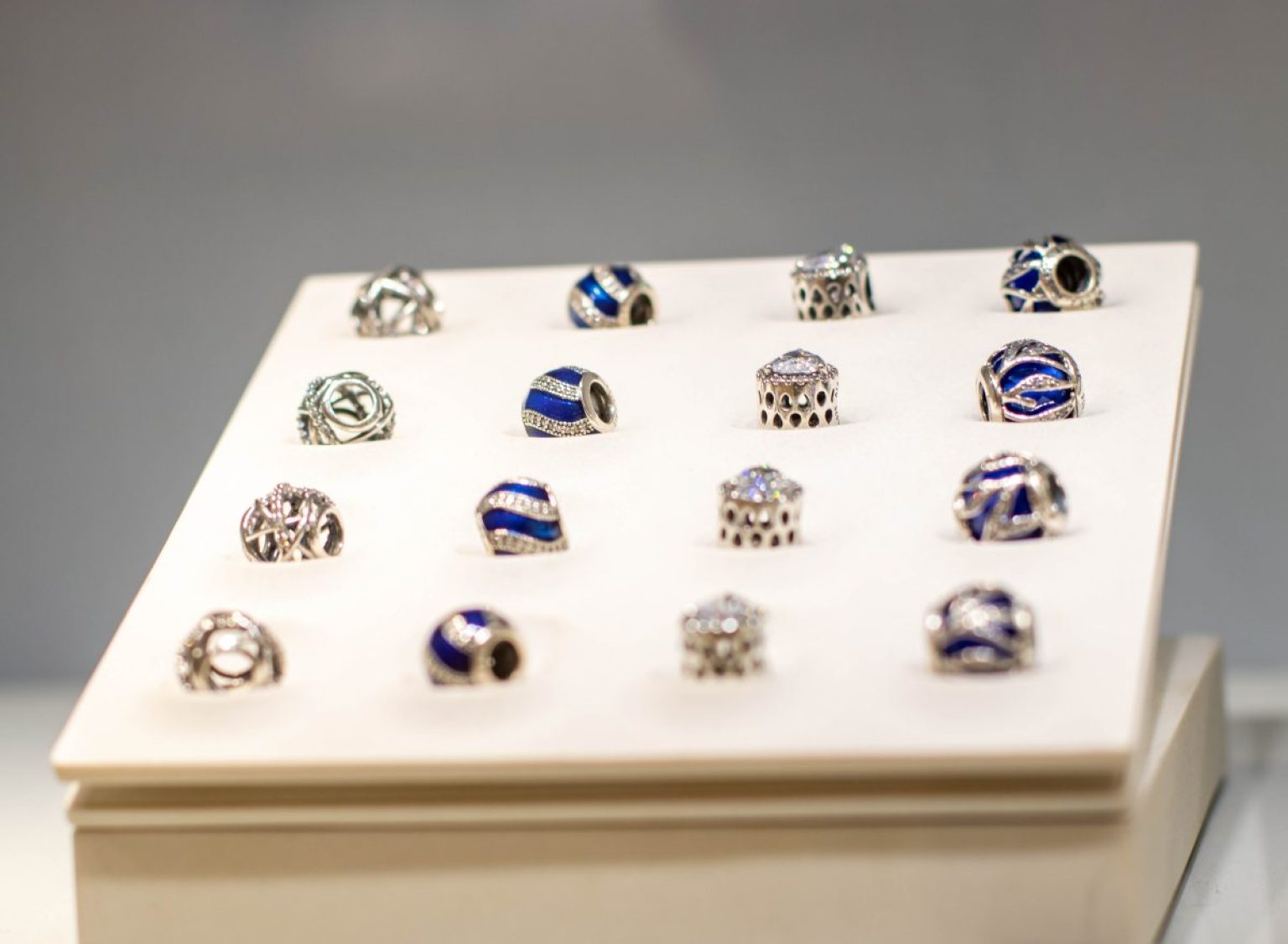 Pandora Size Chart: Exciting Things About Pandora Jewelry - The Shoe ...