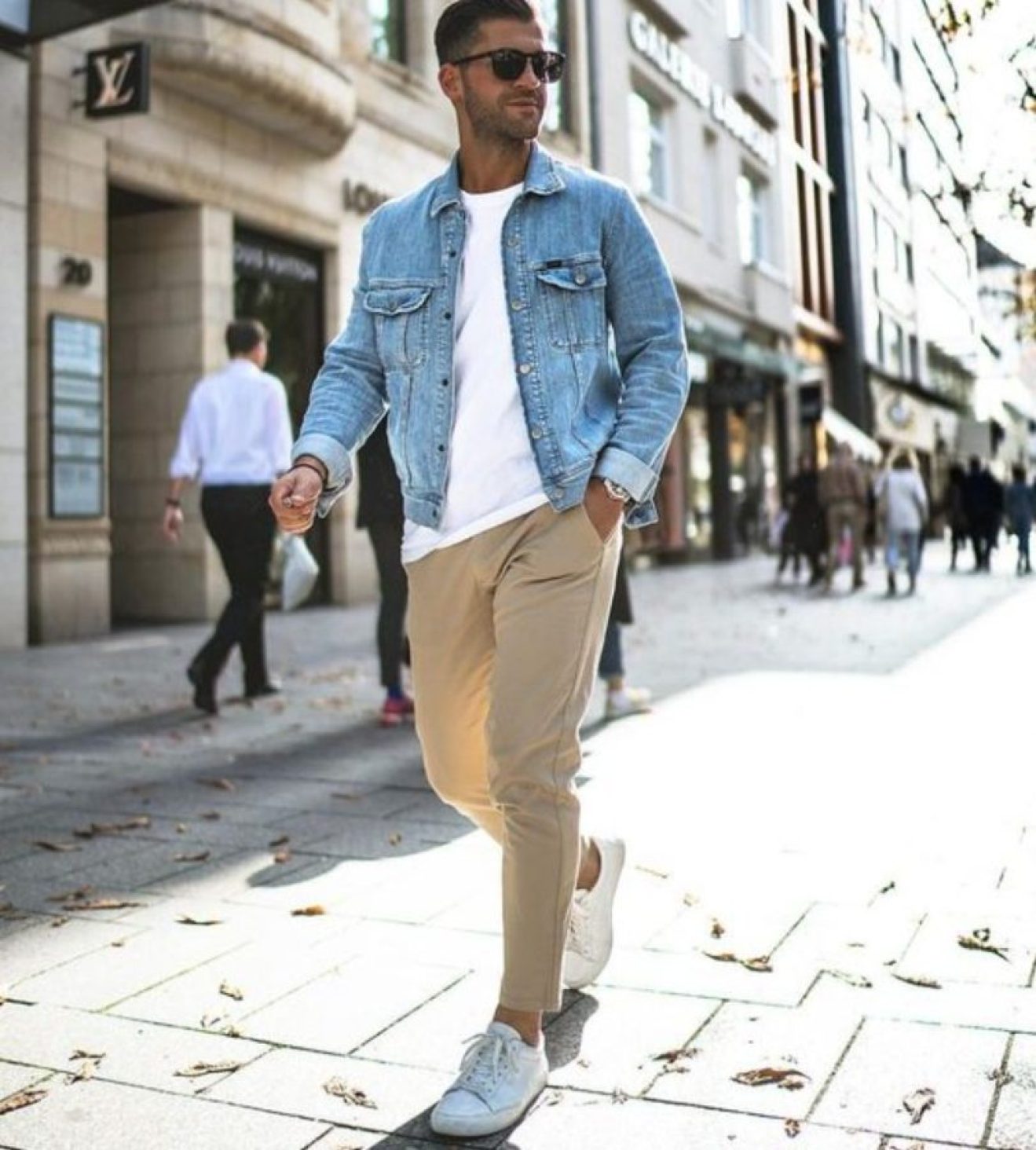 40 Outfits To Wear With White Shoes For Men and Women - The Shoe Box NYC