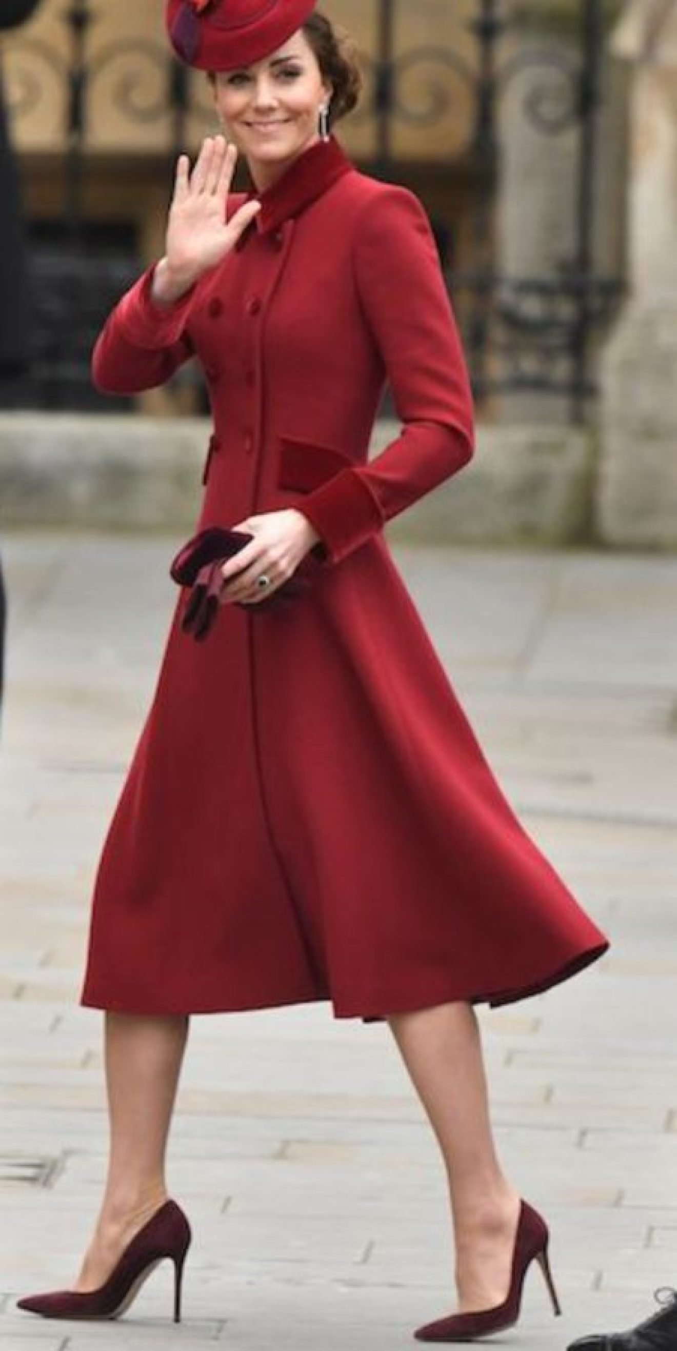 40 Outfits With Red Shoes For 2023 - The Shoe Box NYC