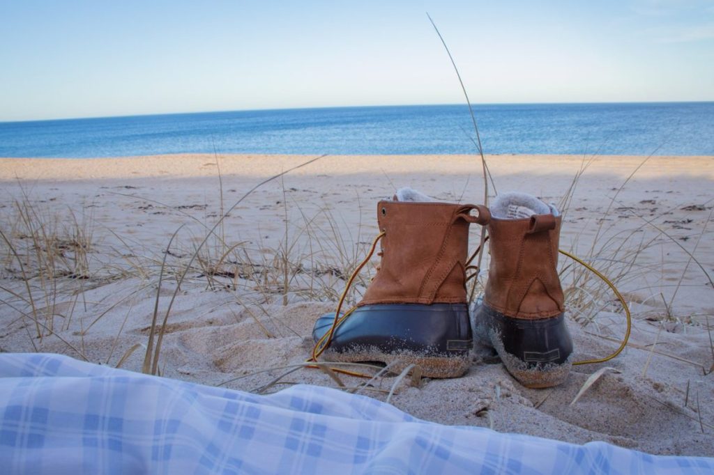 How To Choose The Right Duck Boots for Women? - The Shoe Box NYC