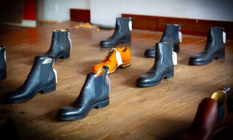 Top 16 Canadian Boot Brands - The Shoe Box NYC