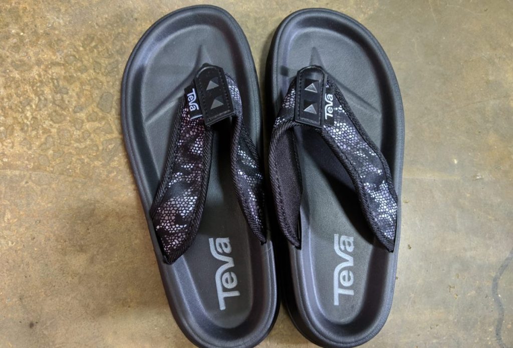 How To Pick The Flip Flops for Walking Long Distances? - The Shoe Box NYC